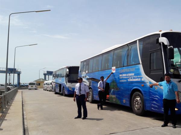 Travel from Koh Tao to Surat Thani with Lomprayah | BusOnlineTicket ...
